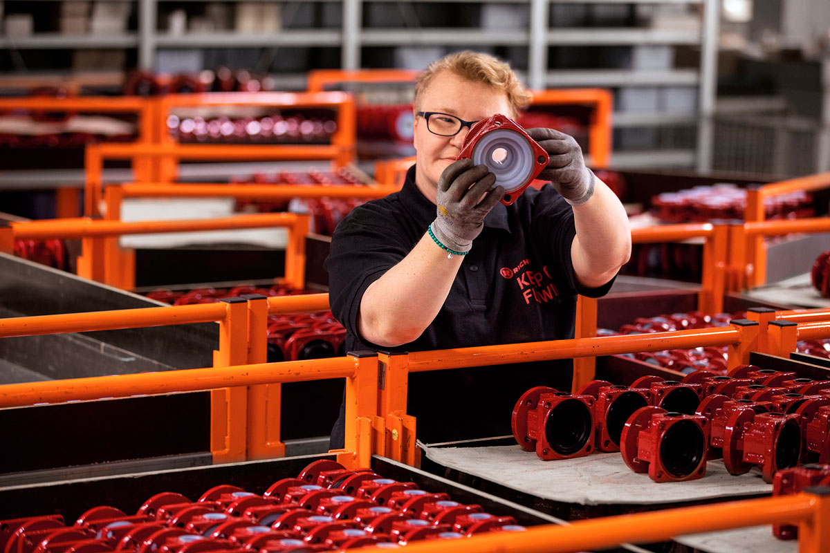 Richter sets new standards: FDA-compliant, conductive butterfly valves ...